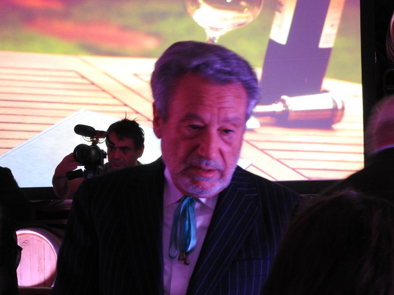 El periodista y escritor Luis del Val es el ganador del I Premio ... El periodista y escritor Luis del Val es el ganador del I Premio ...